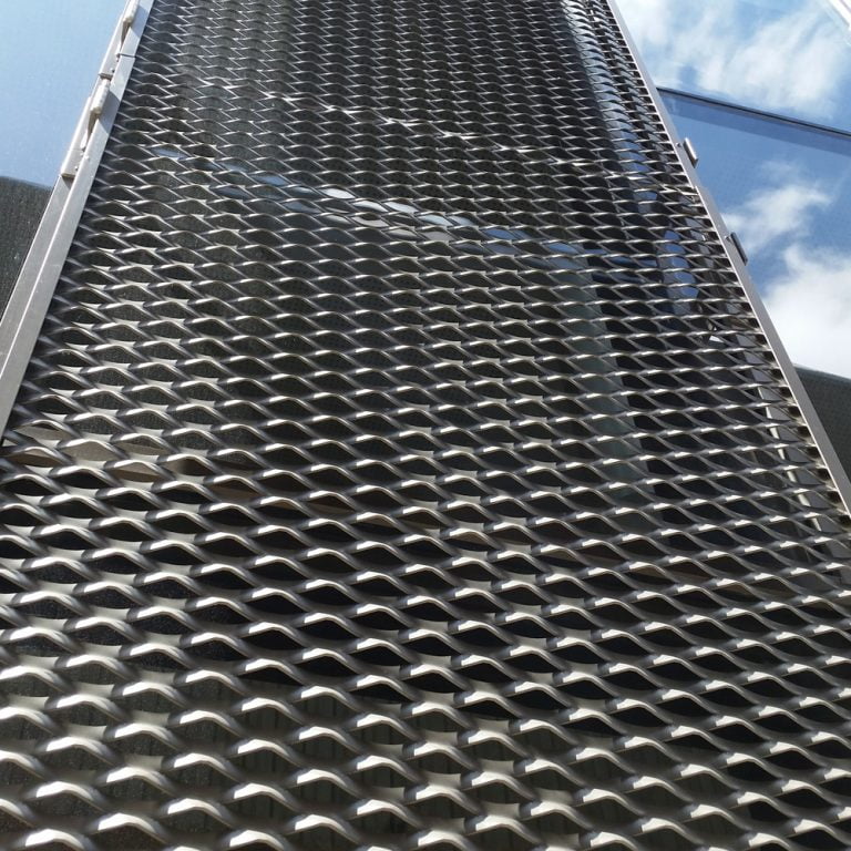 Cladding - Façade - Locker Architectural Mesh