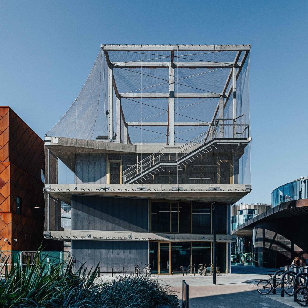 Cladding - Façade Archives - Locker Architectural Mesh