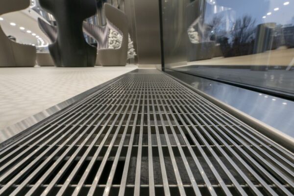 Metal Mesh Applications for Bridges - Locker Architectural Mesh