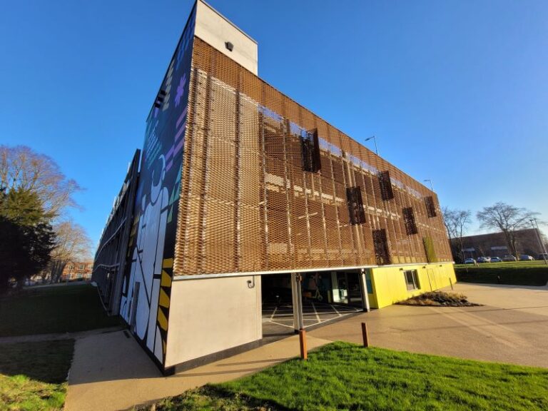 Weathered Steel Expanded Metal Mesh - Locker Architectural Mesh